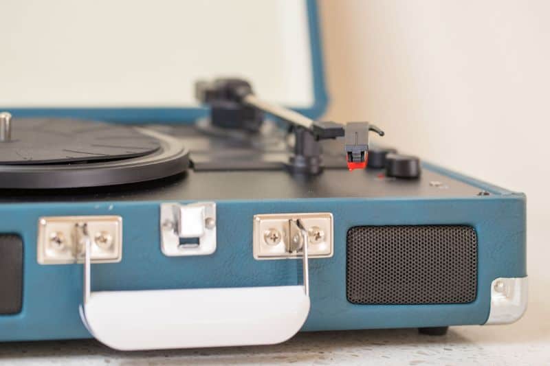 12 Best Portable Record Players In 2025 (Vintage With A Modern Twist)