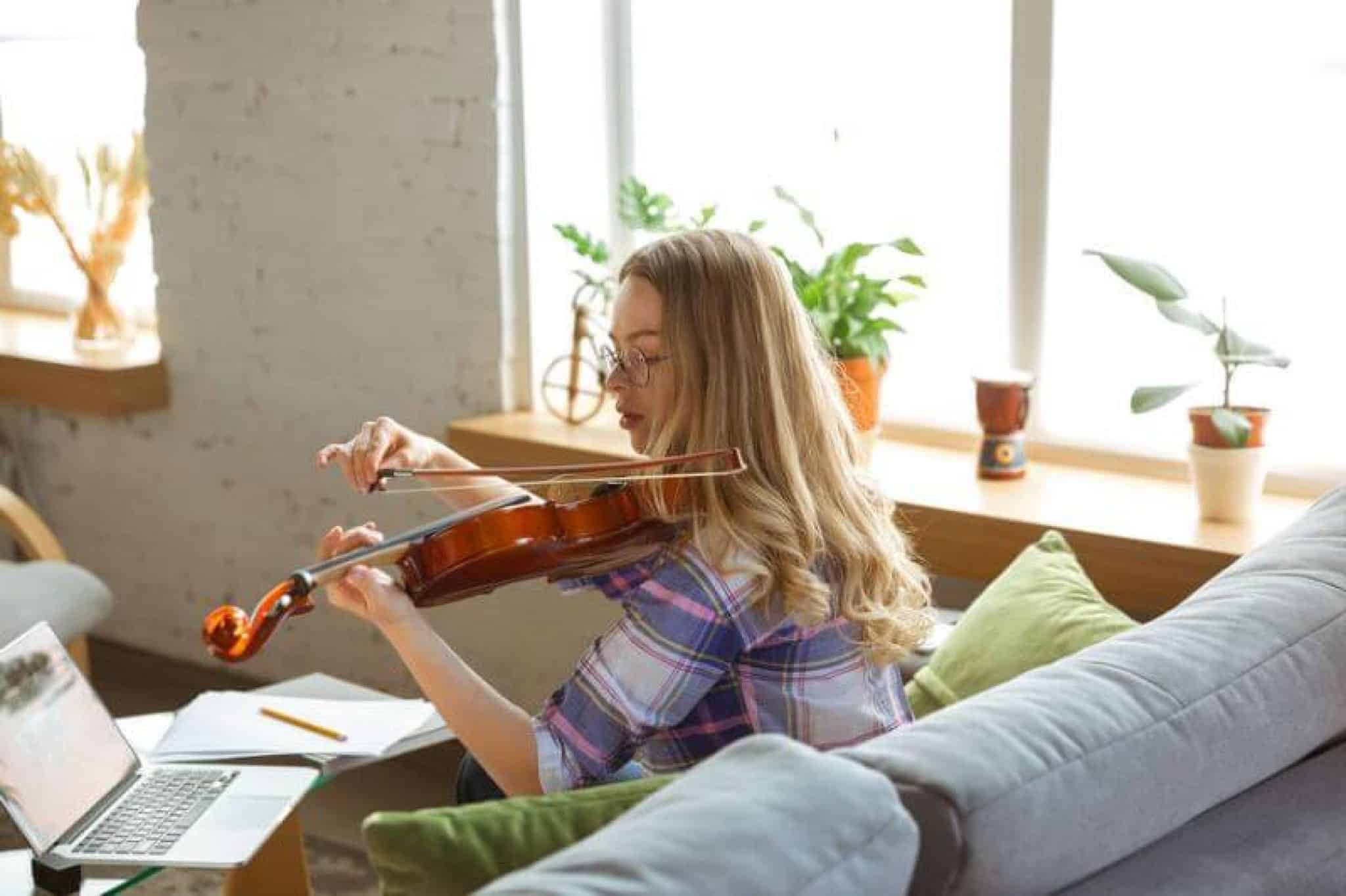 6 Best Intermediate Violins In 2025 (A Range Of Budgets)